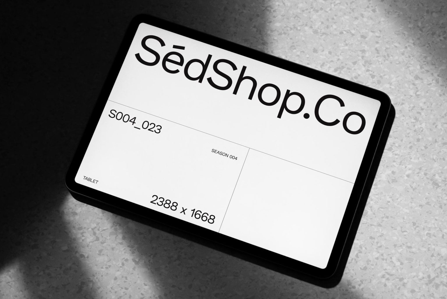 iPhone GRD08 Mockup — Supply.Family