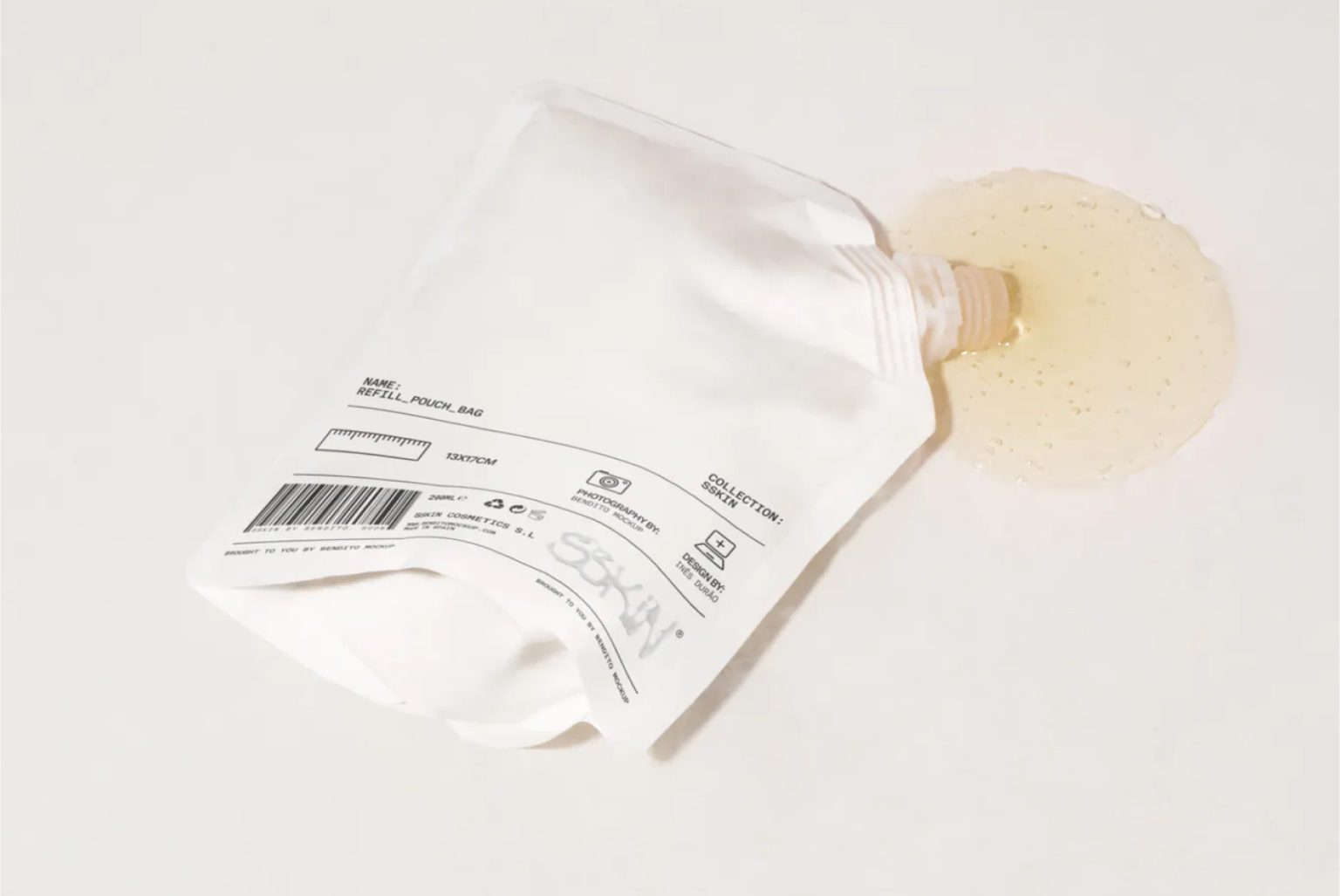 Refill Pouch Bag SS04 Mockup, Object Mockup | Supply.Family