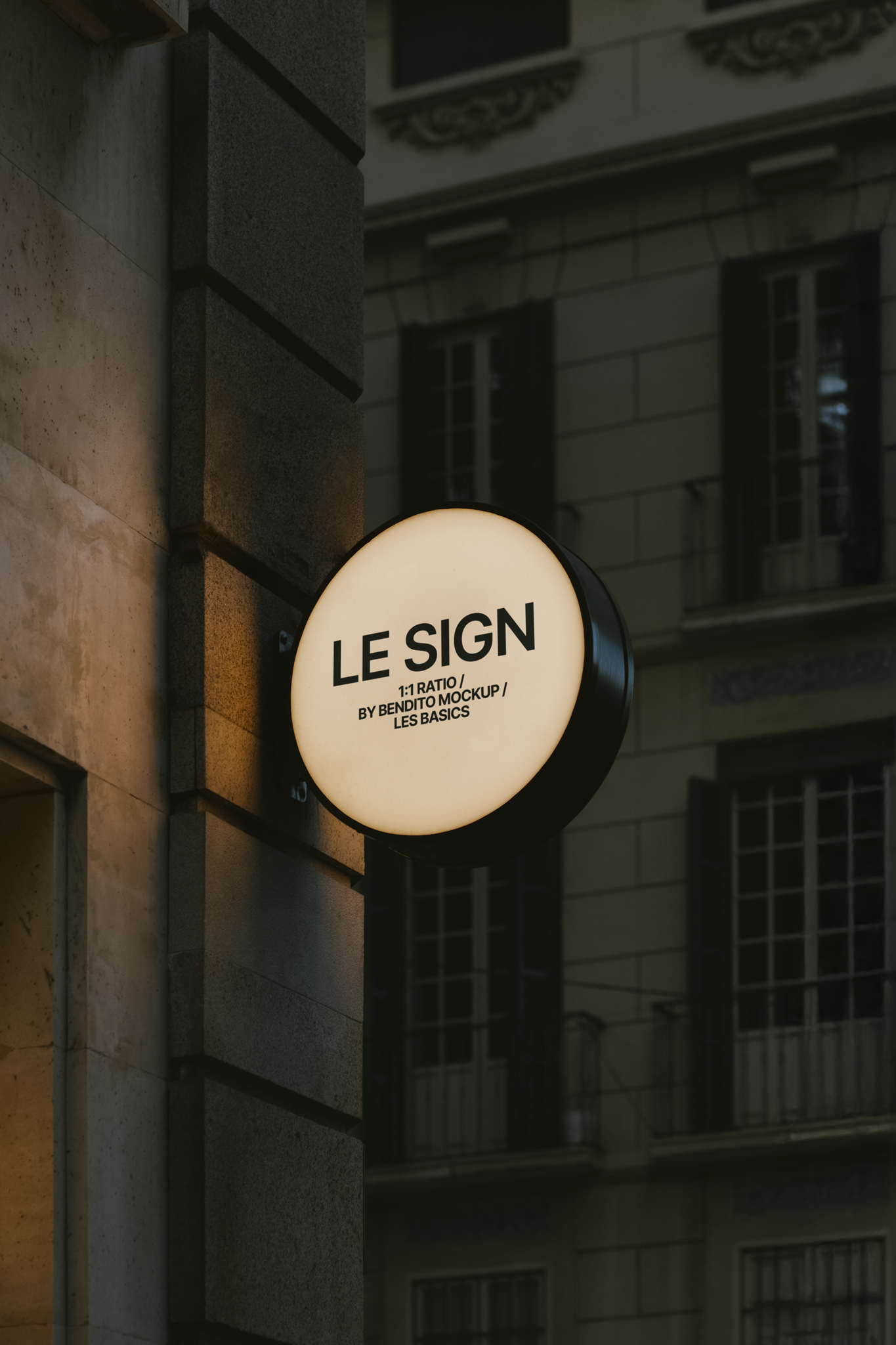 Le Sign LB25W0903 Mockup, Outdoor Mockup | Supply.Family