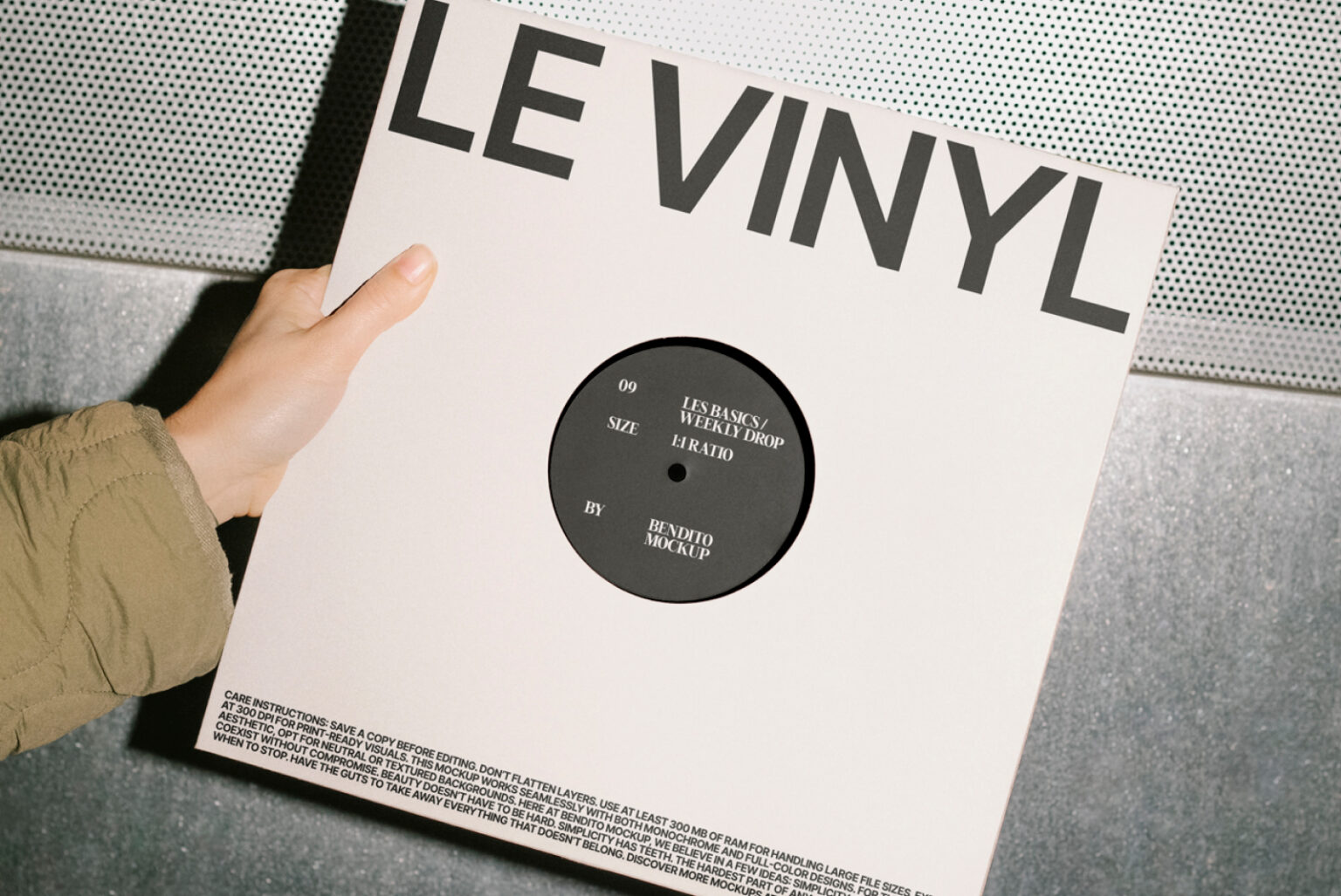 Le Vinyl LB25W09 Mockup, Packaging Mockup | Supply.Family