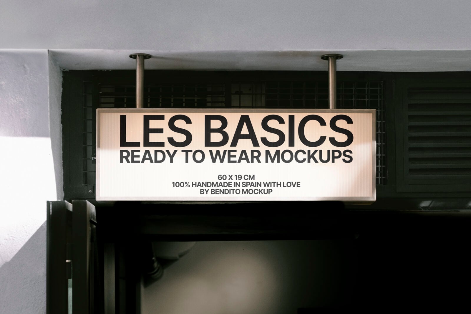 Le Sign LB25W1501 Mockup, Outdoor Mockup | Supply.Family