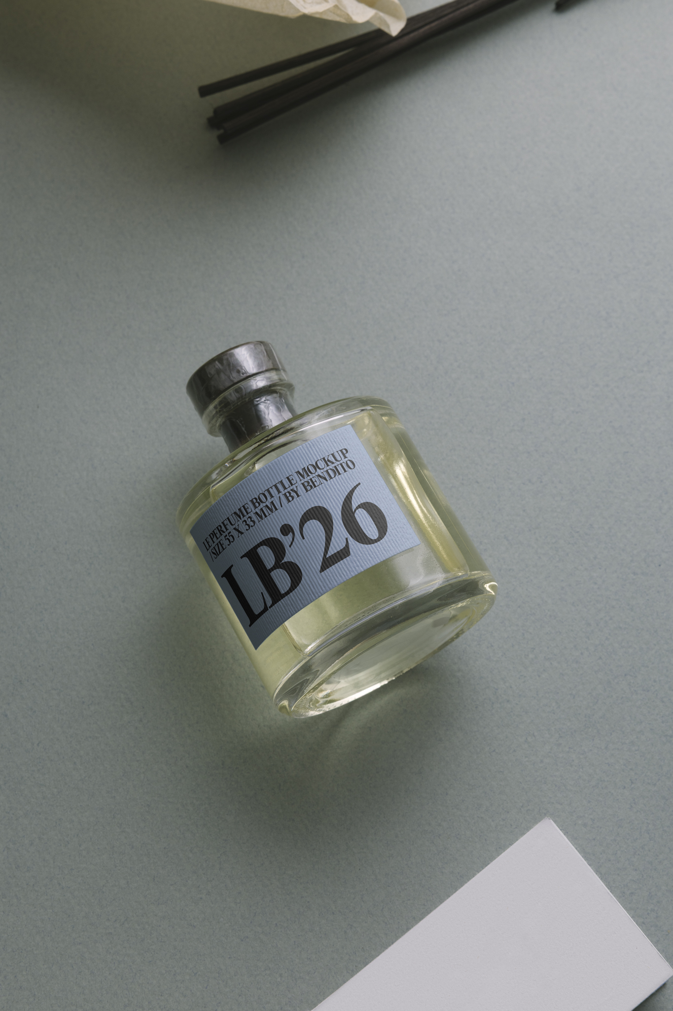 Le Perfume Bottle LB25W26 Mockup, Packaging Mockup | Supply.Family