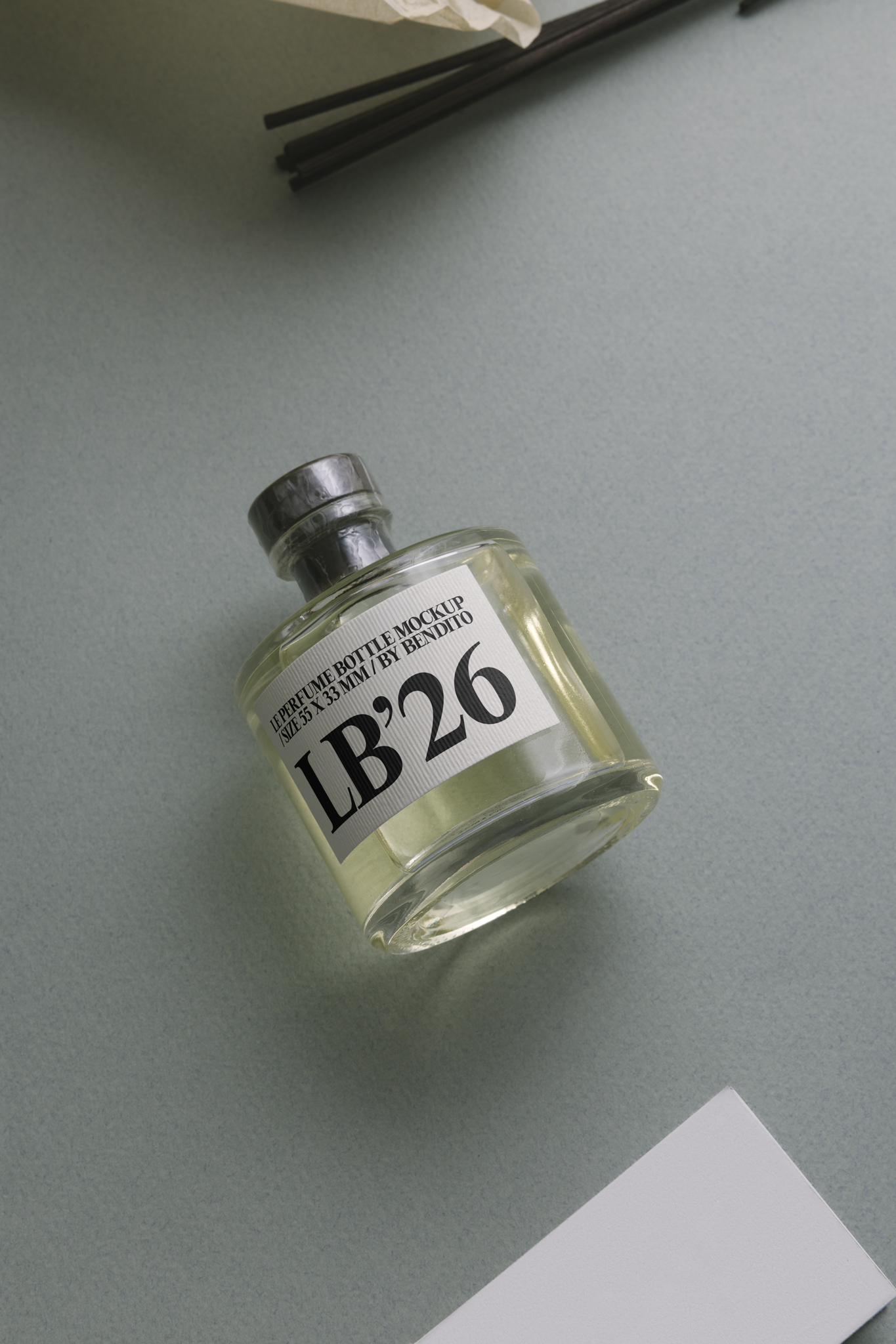 Le Perfume Bottle LB25W26 Mockup, Packaging Mockup | Supply.Family