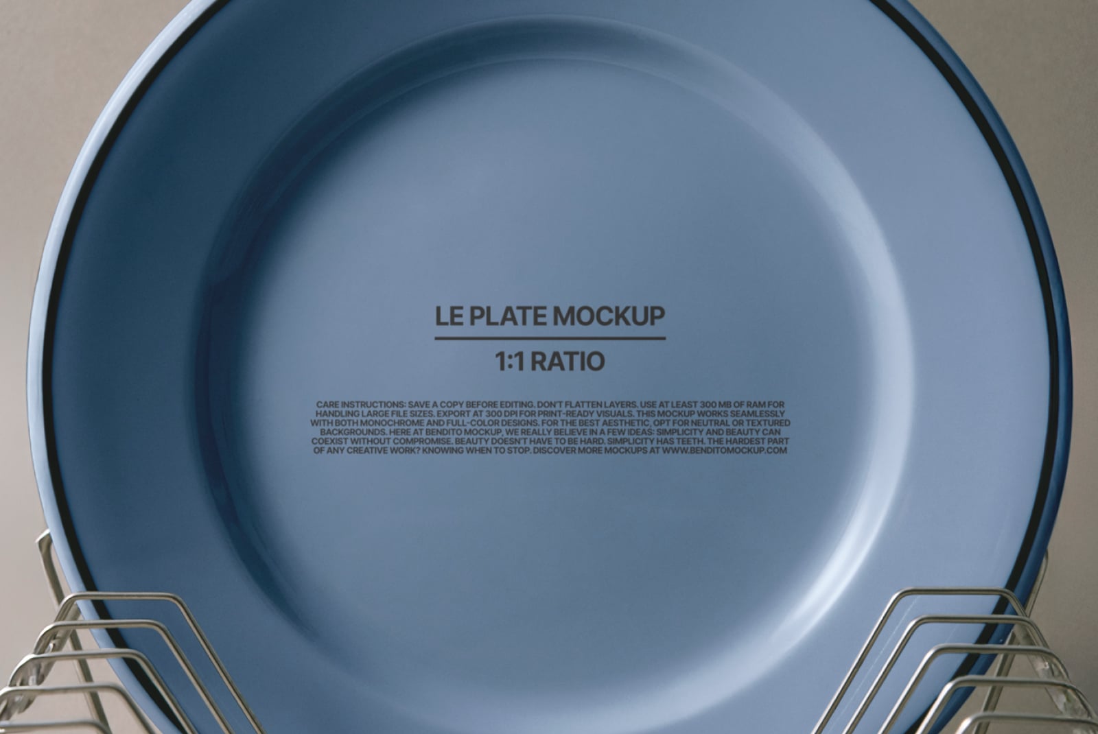 Le Plate LB25W28 Mockup, Object Mockup | Supply.Family